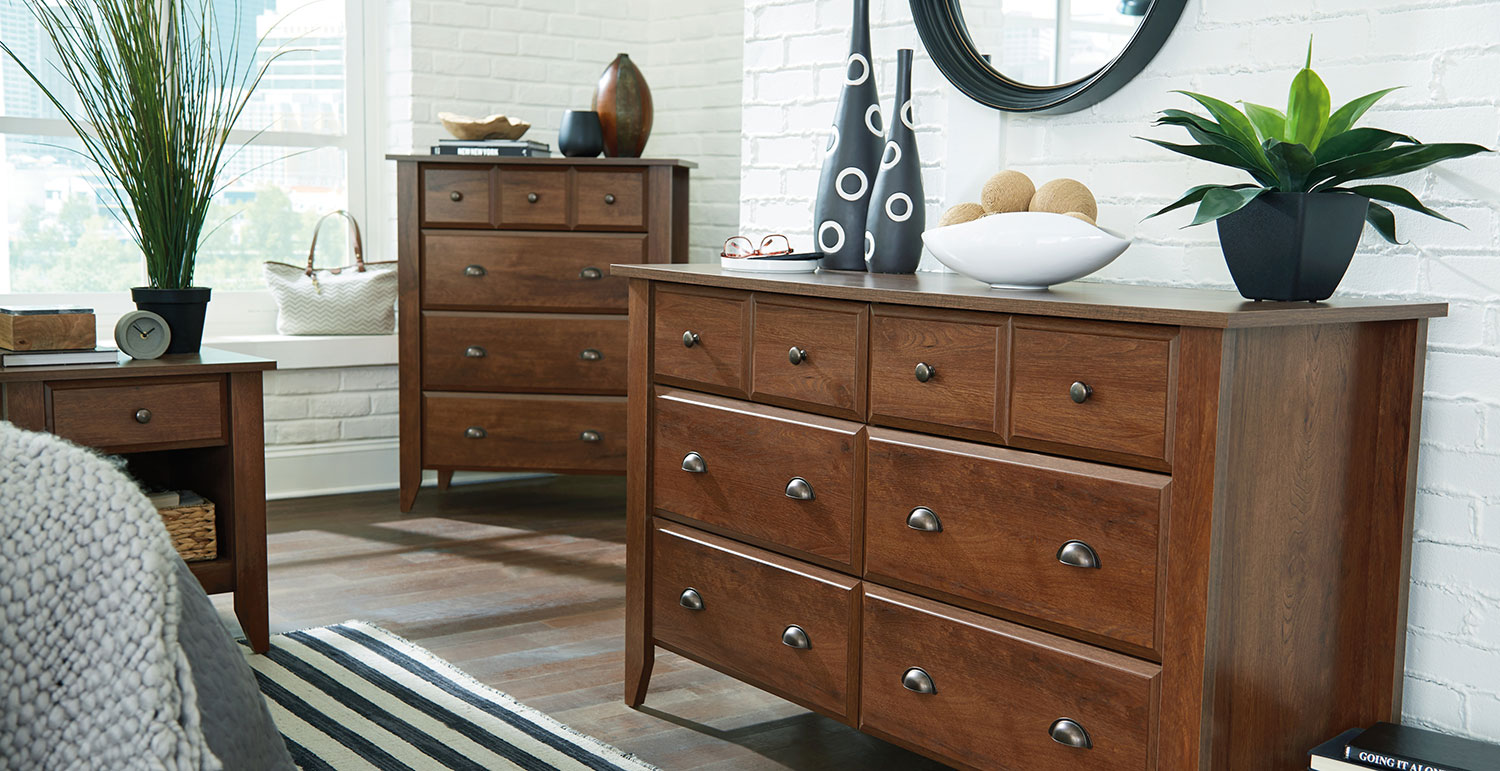 Shoal Creek: Country-Style Bedroom, Office & Dining Room Furniture ...